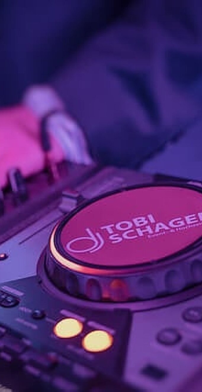 DJ Tobi Schagen - Hochzeits DJ Essen